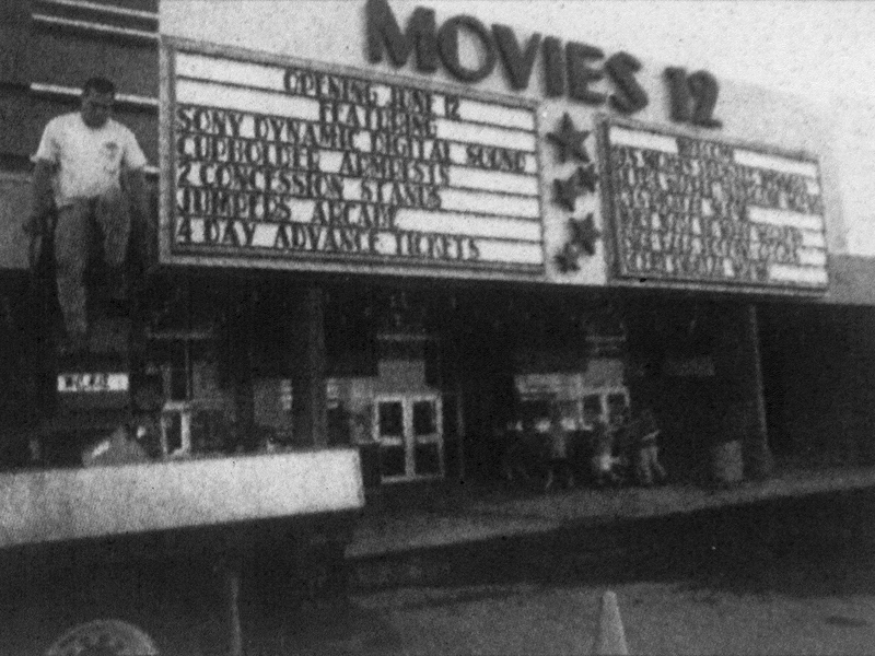 1998: New movie theater opens doors Friday | The Iowa State Daily Archive